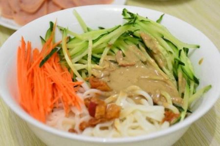 Sesame Paste Noodles (Ma Jiang Mian 麻酱面) - Chinese Food Wiki