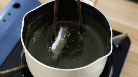 Guoba (Rice Crust 锅巴) - Chinese Food Wiki