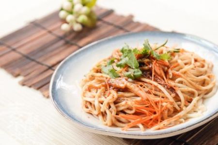 Sesame Paste Noodles (Ma Jiang Mian 麻酱面) - Chinese Food Wiki