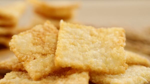 Guoba (Rice Crust 锅巴) - Chinese Food Wiki